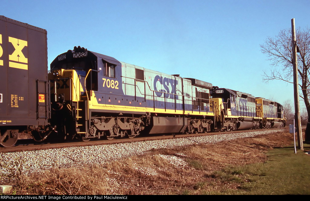 CSX 7082
